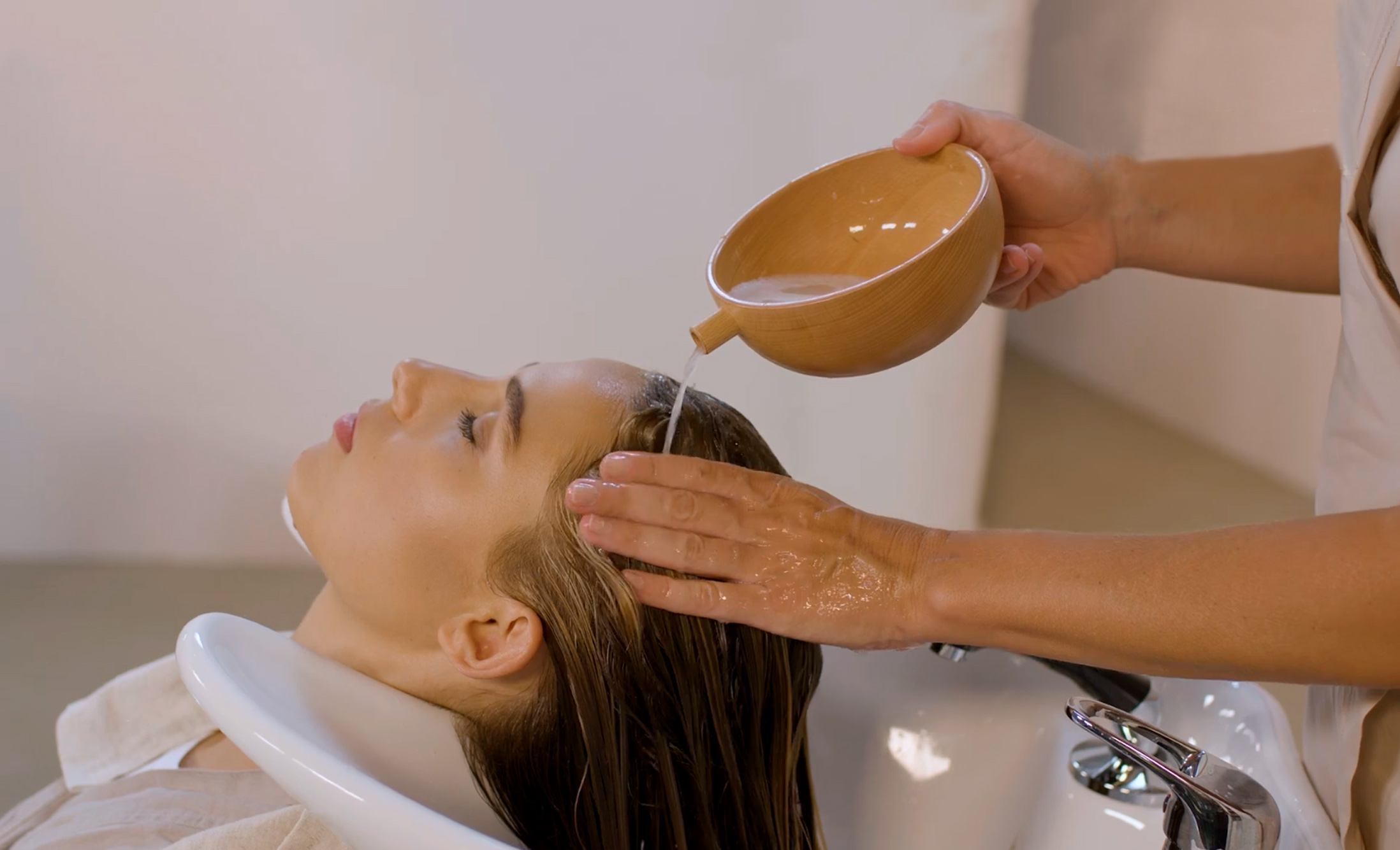 Reconstructing hair treatment - Revlon Professional